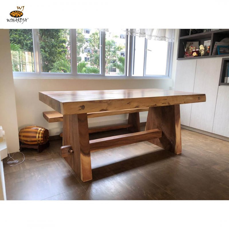 5 Stunning Dining Area With Suar Wood Dining Tables