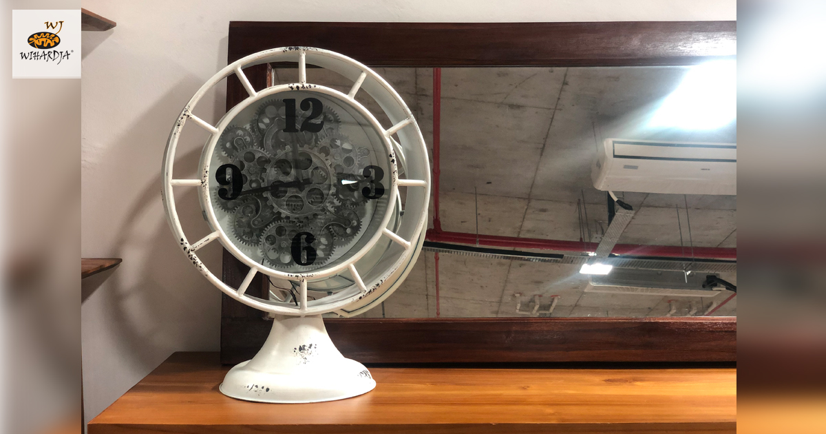 10 Unique Ways For Wall Clocks Displays