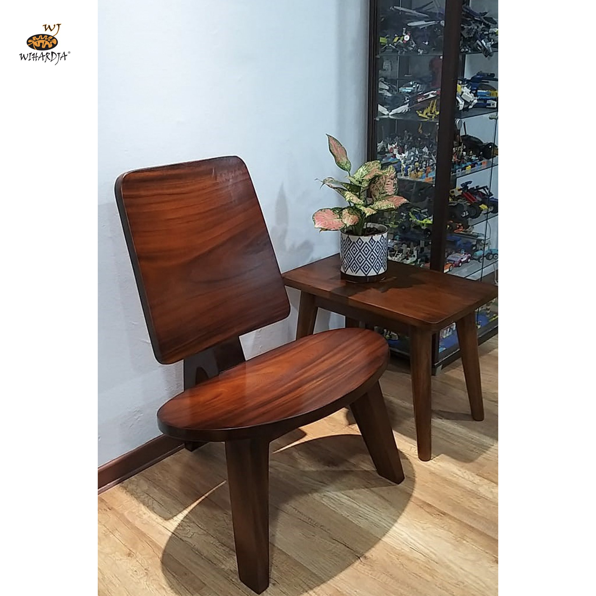 6 Fabulous Small Entryway Ideas For HDB Homes In Singapore